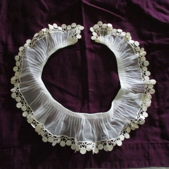 Vintage | Accessories | Vintage Ruffled Collar | Poshmark